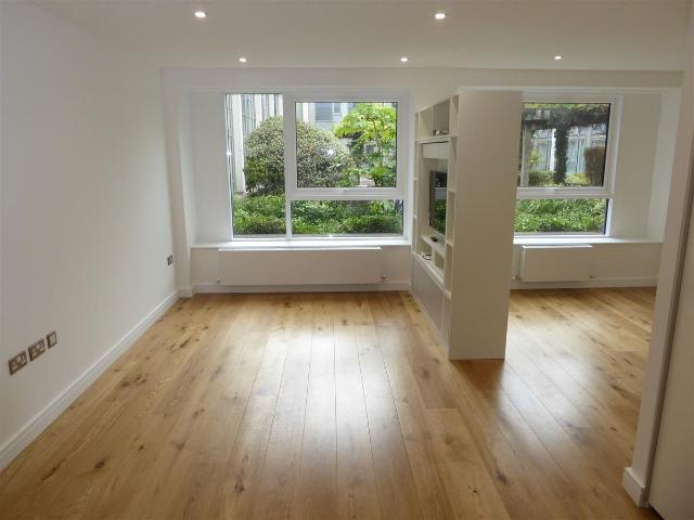 Central House, Lampton Road, Hounslow TW3, Studio to rent, £1,250 pcm | PrimeLocation