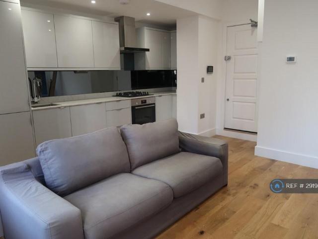 Central House, London, E15 1 bed flat to rent £1,700 pcm £392 pw