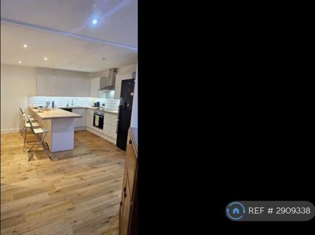 Central House, London, E15 2 bed flat to rent £2,050 pcm £473 pw