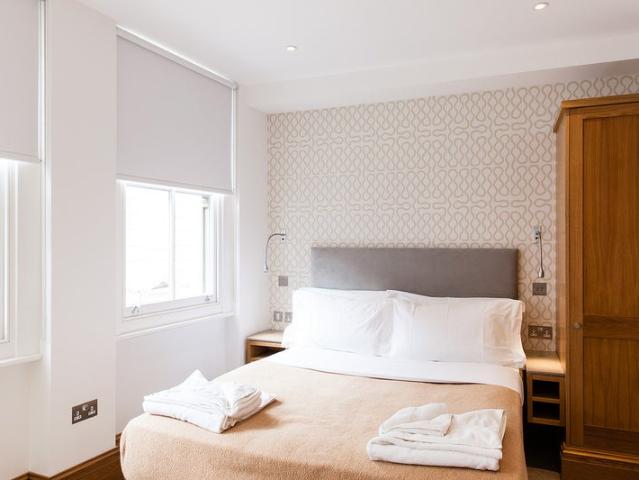 Central London Girls Studio All Inclusive
