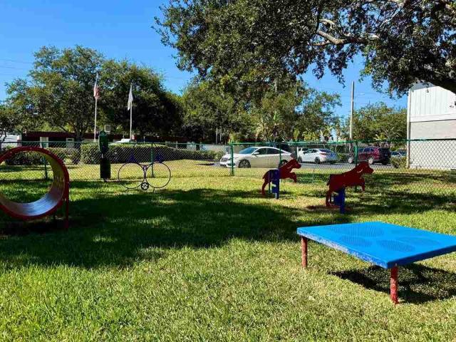 Central Park at East Bay 1 Bedroom Apartment for Rent at 301 Seacrest Dr, Largo, FL 33771