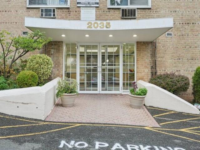 Central Park Ave Apt K, Yonkers, Property For Sale