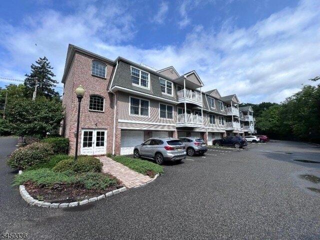 Central Park Pl, Ramsey, Condo For Sale