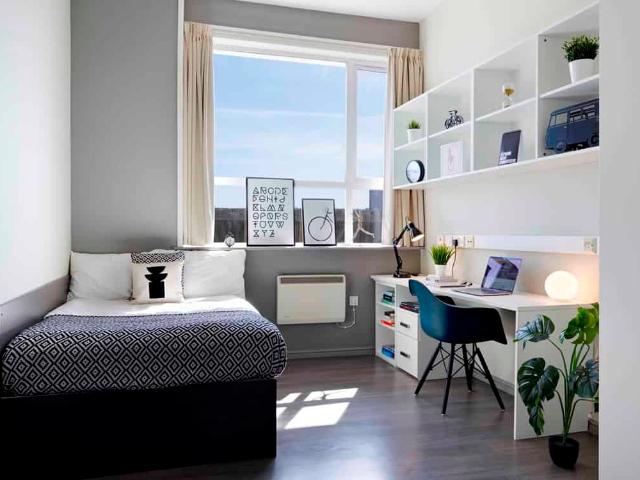 Central Point, Plymouth Student Accommodation | Amber