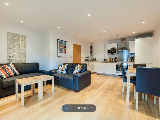 Central Quay North, Bristol BS1, 1 bed flat to rent, £1,350 pcm | PrimeLocation