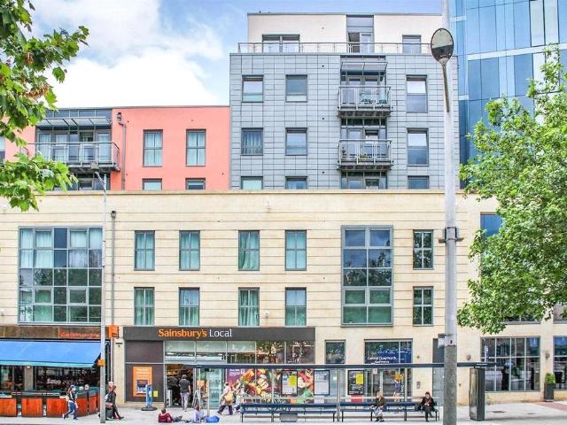 Central Quay North, Bristol BS1, 1 bed flat to rent, £1,400 pcm | PrimeLocation