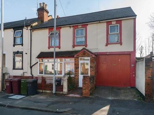 Central Reading, Berkshire, 6 Bedroom End