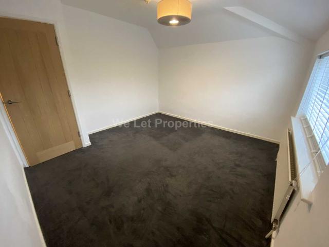 Central Road, Didsbury M20, 1 bed flat to rent, £1,050 pcm | PrimeLocation