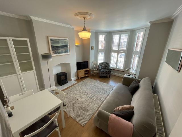Central Road, Didsbury M20, 2 bed flat to rent, £1,395 pcm | PrimeLocation