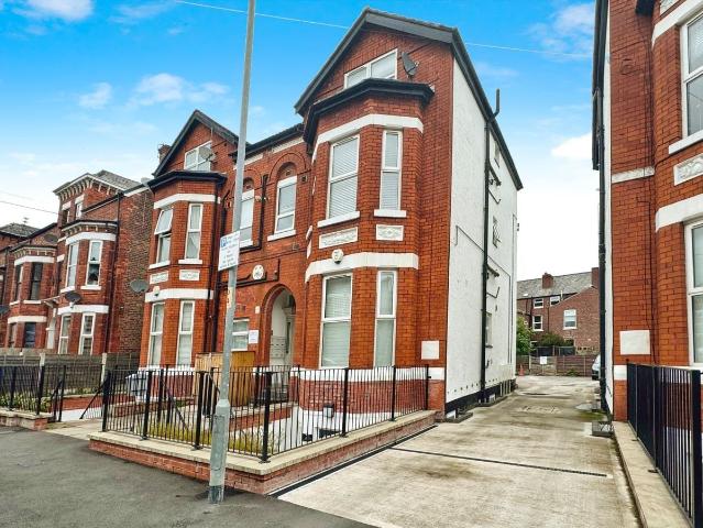 Central Road, West Didsbury, Manchester M20, 1 bed flat to rent, £975 pcm | PrimeLocation