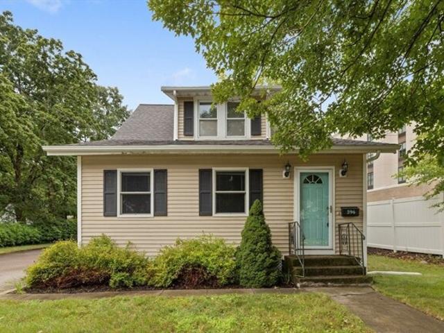 Central St, Mansfield, Home For Sale
