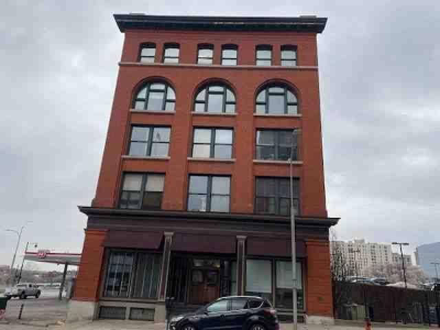 Central St