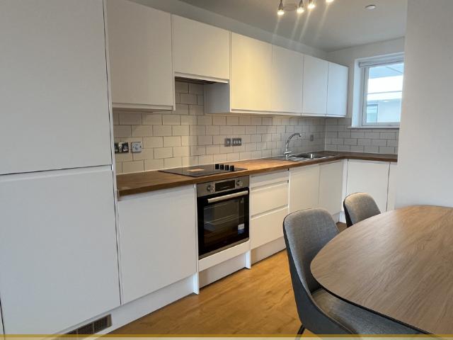 Central Street, Bolton, BL1 1 bed apartment to rent £1,050 pcm £242 pw