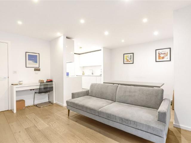 Central Street, London, EC1V 8AZ
