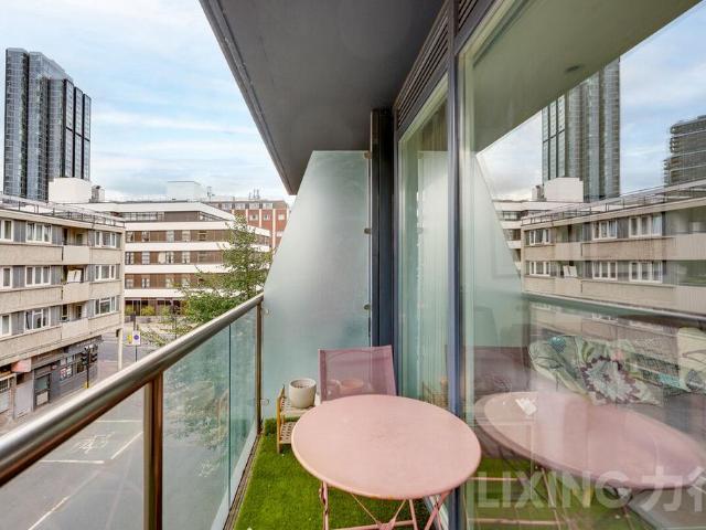 Central Street, Old Street, EC1V 8AZ 1 bed apartment to rent £2,500 pcm £577 pw