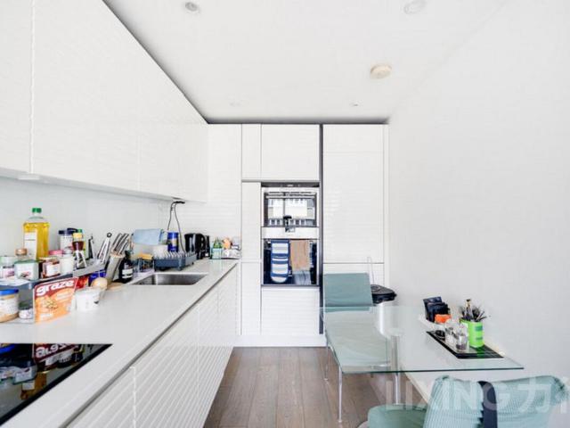 Central Street, Old Street, EC1V 8AZ 1 bed apartment to rent £2,700 pcm £623 pw