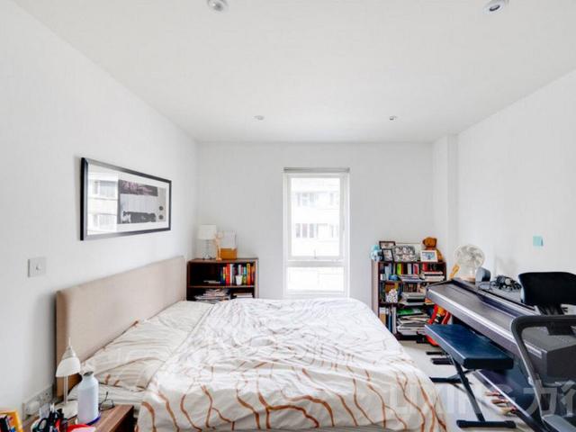 Central Street, Old Street, EC1V 8AZ 1 bed apartment to rent £2,700 pcm £623 pw