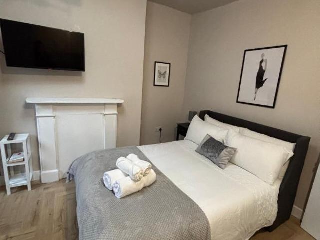 Central studio flat in Camden Town