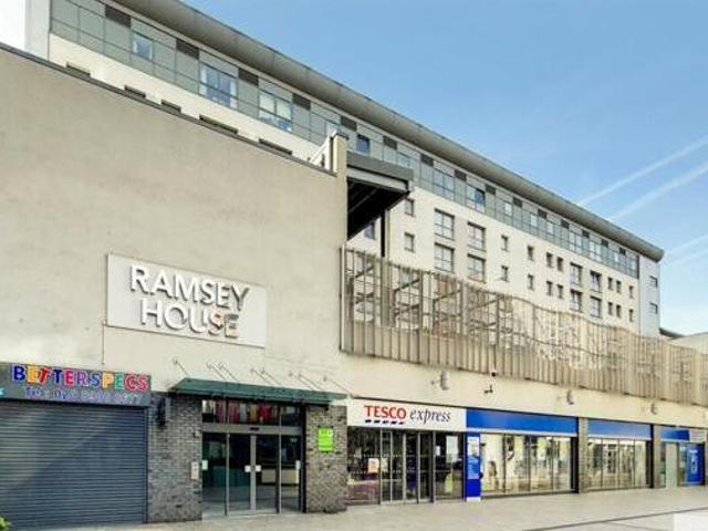 Central Square, Wembley, 2 Bedroom Apartment