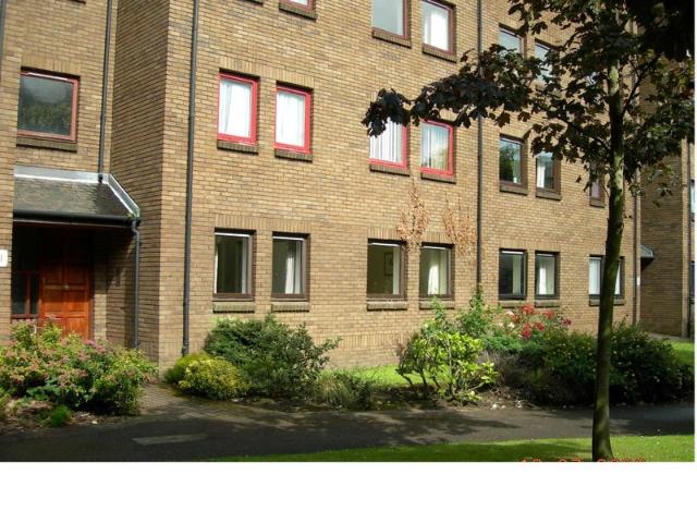 Central two bedroom flat Newington