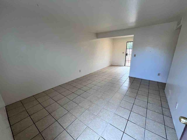 Central 1 Bedroom Apartment for Rent at 446 E Pastime Rd, Tucson, AZ 85705 Amphi