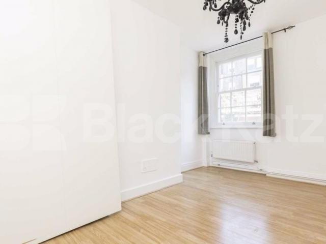 Centrally located one bedroom located in zone 1 in the Bloomsbury area