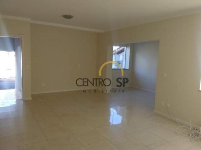 Centreville, Casa com 4 dormitórios à venda, 200 m² por R$ 820.000