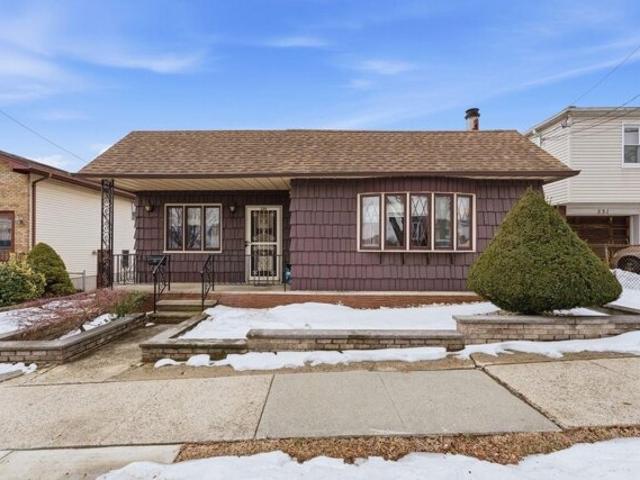 Centre Ave, Secaucus, Home For Sale