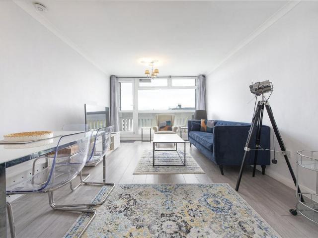 Centre Heights, 137 Finchley Road. 2 bed apartment to rent £3,100 pcm £715 pw