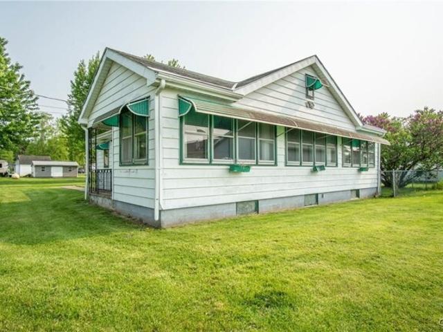 Centre St, Cape Vincent, Home For Sale