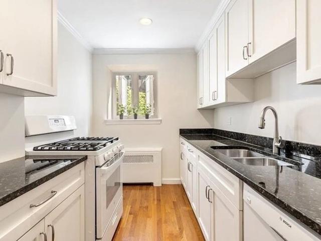 Centre St Apt,newton, Condo For Sale