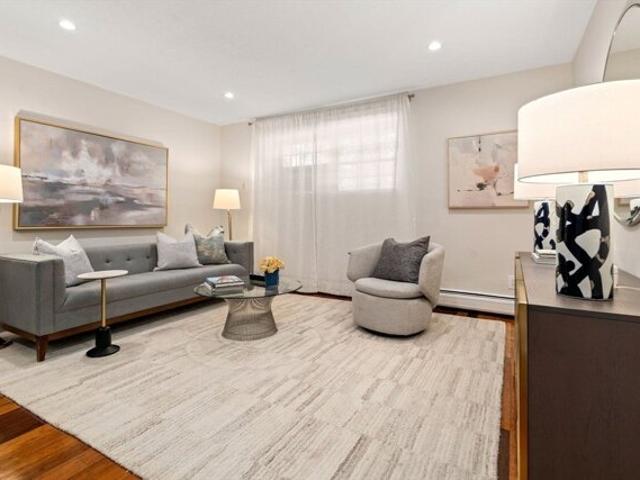 Centre St Apt,boston, Condo For Sale