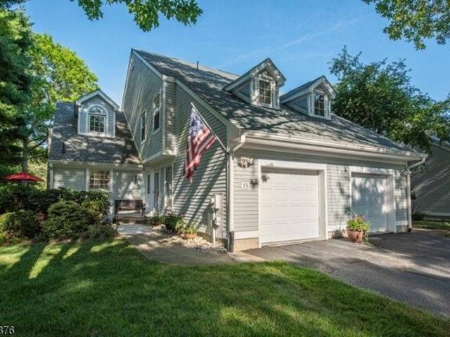 Century Ct, Montville Township, Condo For Sale