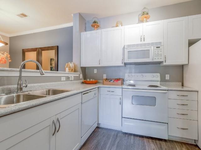 Century Clearbrook 1 Bedroom Apartment for Rent at 6450 Mercantile Dr E, Frederick, MD 21703