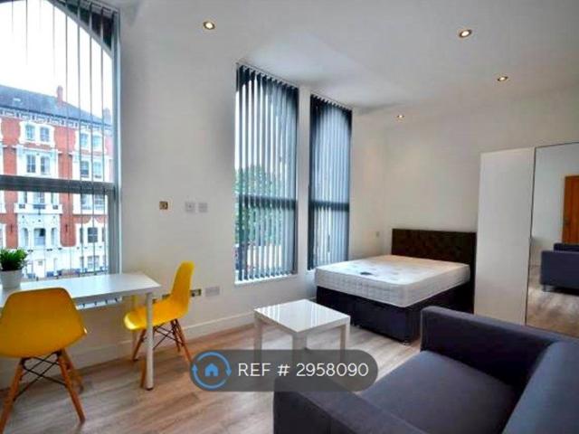 Century House, Leicester LE2, Studio to rent, £820 pcm | PrimeLocation