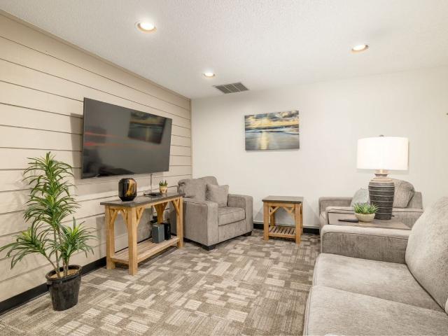 Century House Studio Apartment for Rent at 1201 Lincoln Mall, Lincoln, NE 68508 Downtown Lincoln