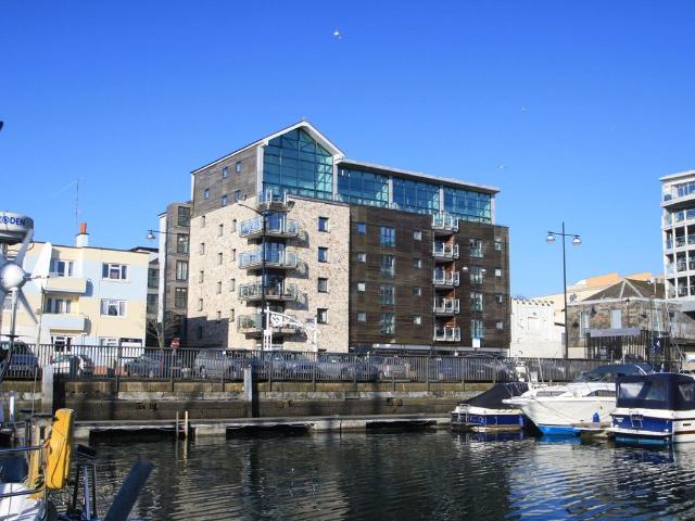Century Quay, 130 132 Vauxhall Street, Plymouth PL4, 2 bed property to rent, £1,200 pcm | PrimeLocation