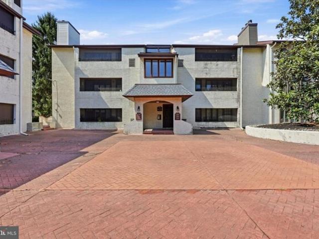 Centura, Cherry Hill, Condo For Sale