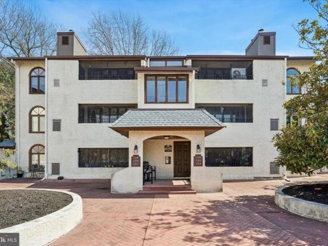 Centura, Cherry Hill, Condo For Sale