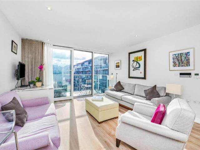 Centurion Building, 376 Queenstown. 1 bed apartment to rent £3,250 pcm £750 pw