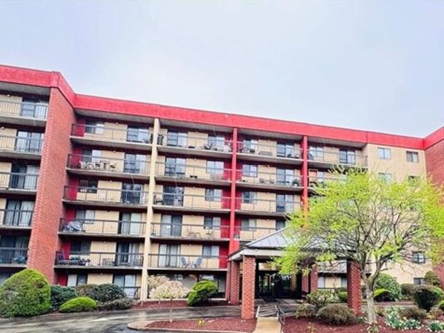 Centurion Dr Apt,pittsburgh, Condo For Sale