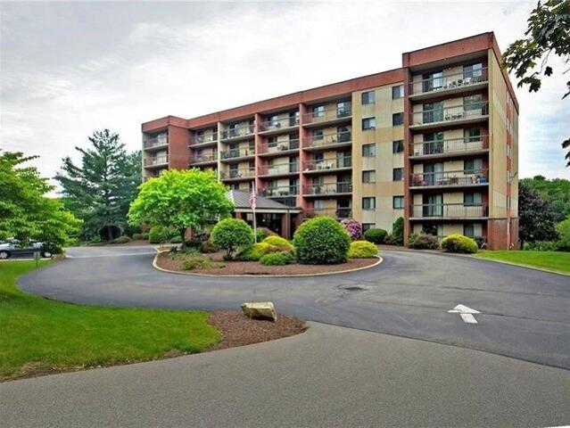 Centurion Dr Apt,pittsburgh, Condo For Sale