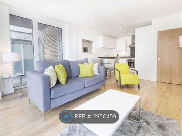Centurion Tower, London E16, 1 bed flat to rent, £1,950 pcm | PrimeLocation