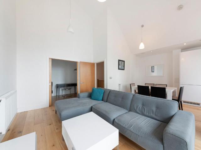 Centurion Tower, Royal Gateway, London E16, 2 bed flat to rent, £2,860 pcm | PrimeLocation