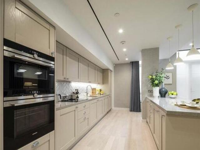 Ceanothus, Merrion Avenue, 2 Bedroom Flat