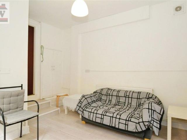 Cecil Road, Hounslow, TW3