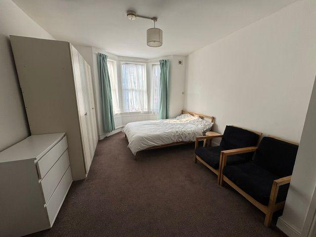 Cecil Road, Hounslow TW3, Studio to rent, £1,275 pcm | PrimeLocation