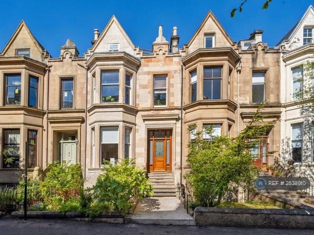 Cecil Street, Glasgow, G12 2 bed flat to rent £1,975 pcm £456 pw