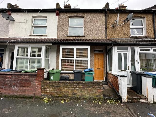 Cecil Street, Watford WD24, 3 bed terraced house to rent, £1,800 pcm | PrimeLocation