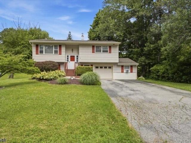 Cedar Tree Dr, Vernon, Home For Sale